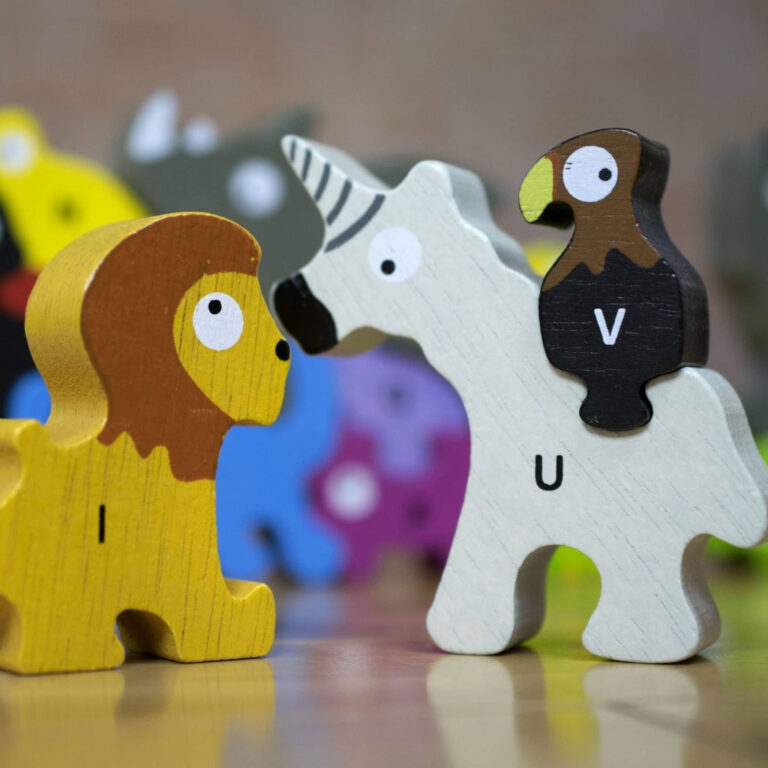 Animal Parade A to Z Puzzle - dotiti.com